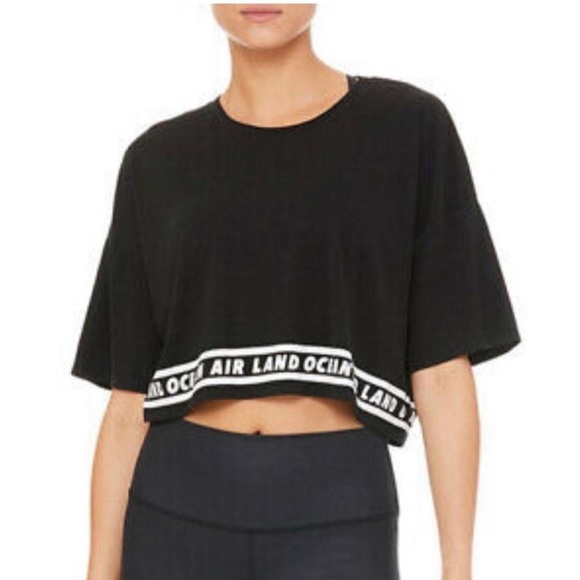ALO Yoga | Tops | Alo Air Land Ocean Cropped Logo Hem Tee In Black ...